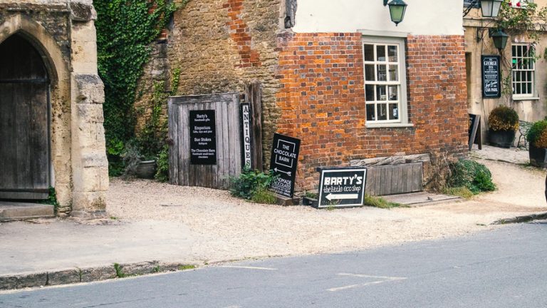 Visiting the charming village of Lacock in the Cotswolds (2021) | The ...