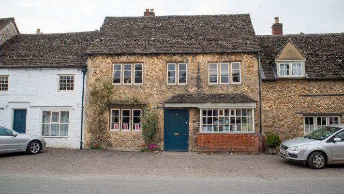 Visiting the charming village of Lacock in the Cotswolds (2021) | The ...